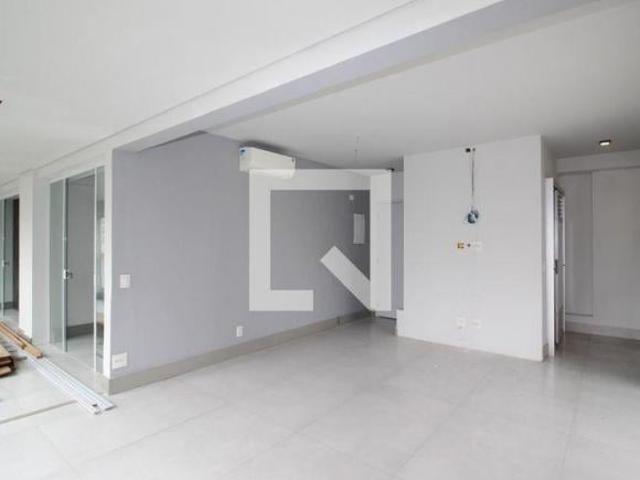 Apartamento à Venda Moema, 2 Quartos, 121 m² São Paulo