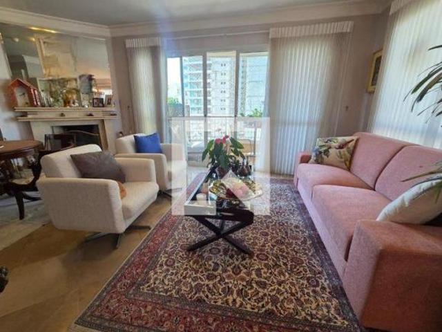Apartamento à Venda Moema, 2 Quartos, 141 m2