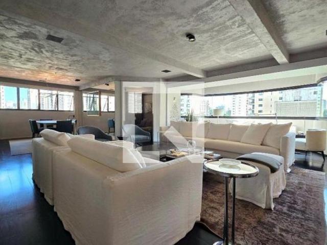 Apartamento à Venda Moema, 2 Quartos, 202 m2