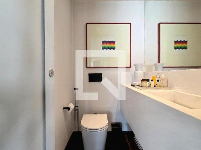 Apartamento à Venda Moema, 2 Quartos, 202 m2