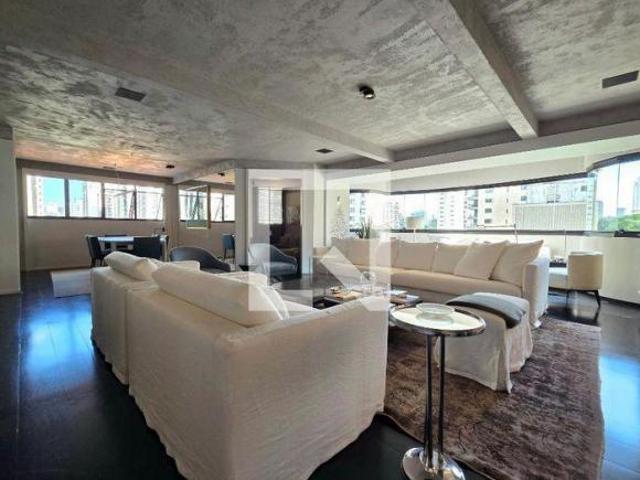 Apartamento à Venda Moema, 2 Quartos, 202 m² São Paulo