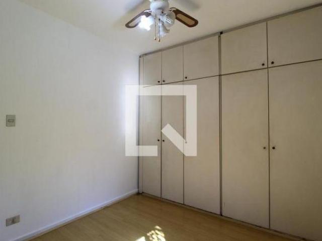 Apartamento à Venda Moema, 3 Quartos, 75 m2