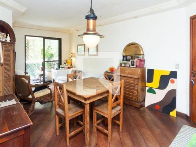 Apartamento à Venda Moema, 3 Quartos, 95 m2