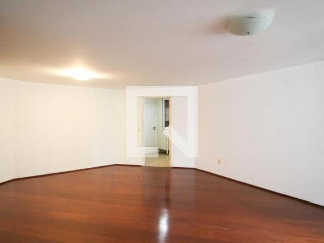 Apartamento à Venda Moema, 3 Quartos, 120 m2