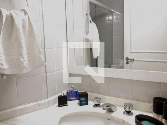 Apartamento à Venda Moema, 3 Quartos, 123 m2