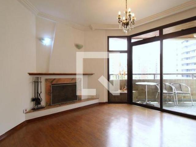 Apartamento à Venda Moema, 3 Quartos, 125 m2