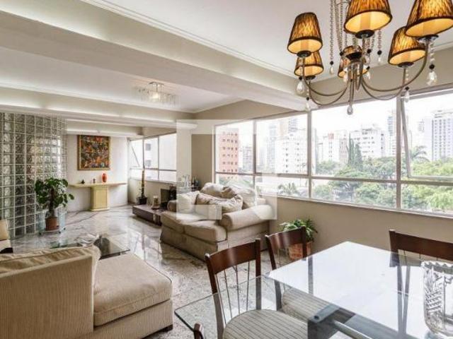Apartamento à Venda Moema, 3 Quartos, 125 m² São Paulo