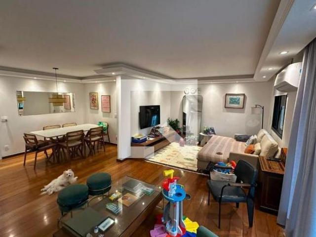 Apartamento à Venda Moema, 3 Quartos, 130 m2