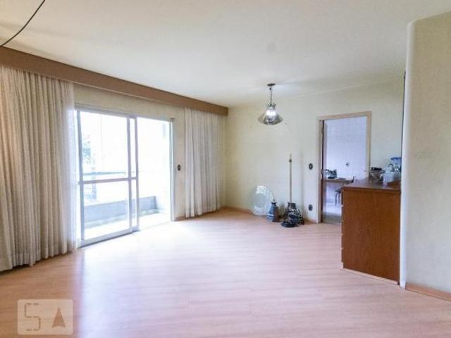 Apartamento à Venda Moema, 3 Quartos, 135 m2