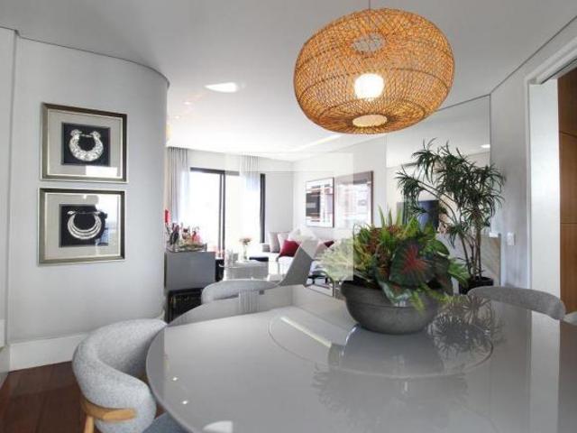 Apartamento à Venda Moema, 3 Quartos, 140 m2