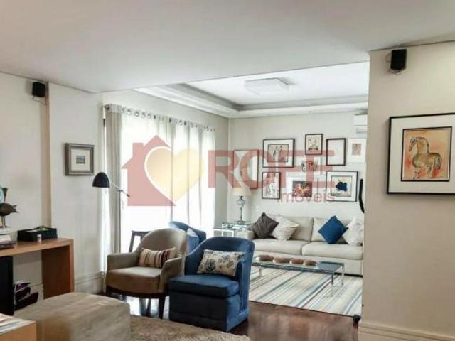 Apartamento à Venda Moema, 3 Quartos, 140 m2,reformado!