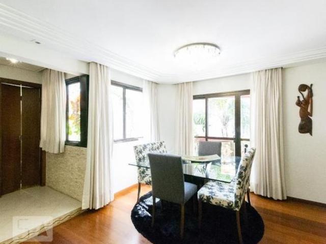 Apartamento à Venda Moema, 3 Quartos, 143 m2