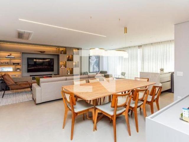 Apartamento à Venda Moema, 3 Quartos, 150 m² São Paulo
