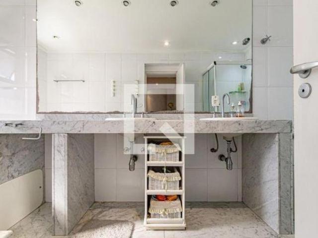 Apartamento à Venda Moema, 3 Quartos, 190 m2