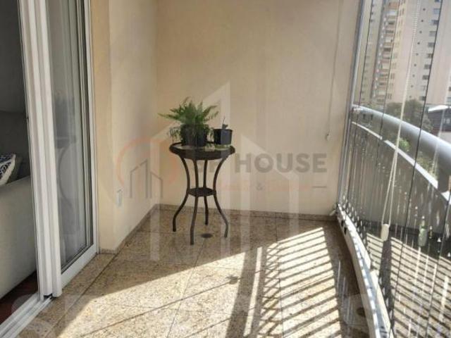 Apartamento a venda Moema, 3 quartos, 1 suite, 2 vagas, 100m²