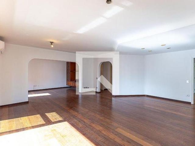 Apartamento à Venda Moema, 3 Quartos, 200 m2