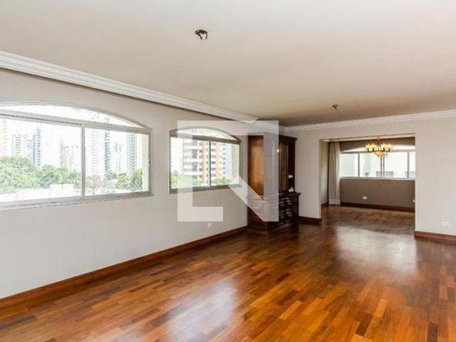 Apartamento à Venda Moema, 3 Quartos, 210 m2
