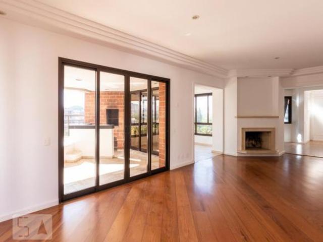 Apartamento à Venda Moema, 3 Quartos, 211 m2