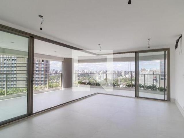 Apartamento à Venda Moema, 3 Quartos, 218 m2