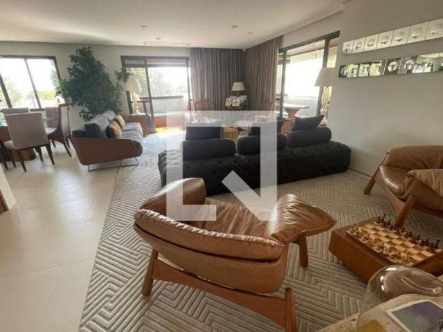 Apartamento à Venda Moema, 3 Quartos, 230 m2