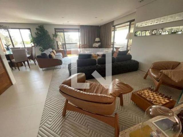 Apartamento à Venda Moema, 3 Quartos, 230 m2