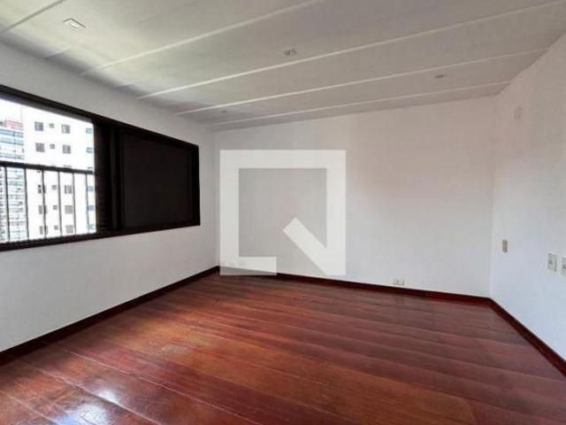 Apartamento à Venda Moema, 3 Quartos, 242 m2