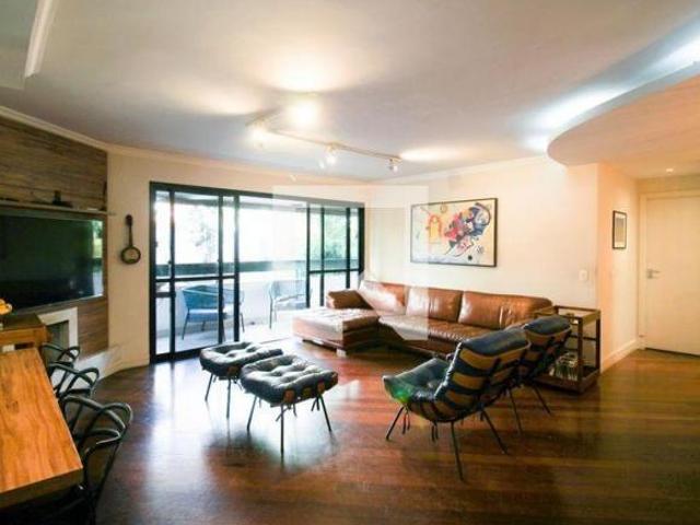 Apartamento à Venda Moema, 4 Quartos, 147 m2