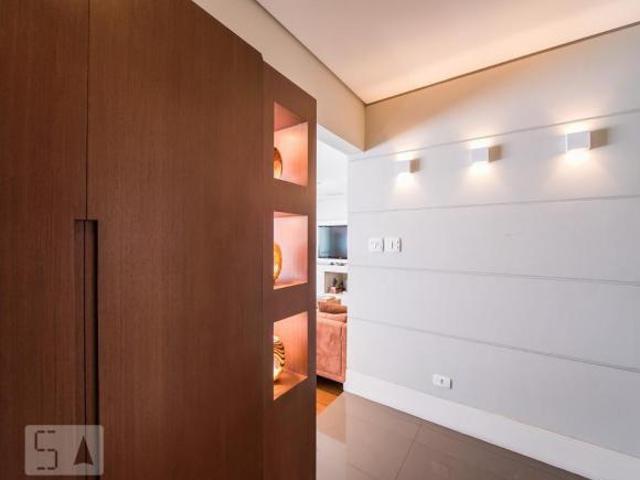 Apartamento à Venda Moema, 4 Quartos, 220 m2