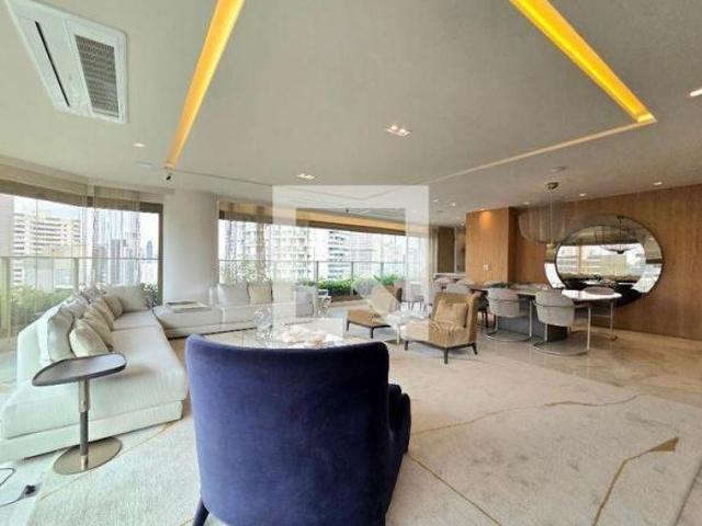Apartamento à Venda Moema, 4 Quartos, 221 m² São Paulo