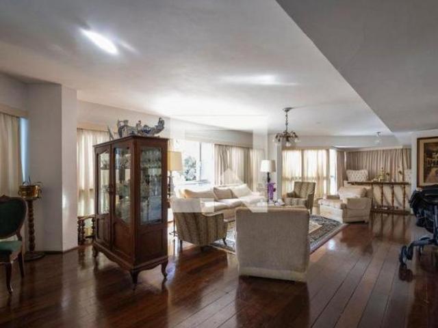 Apartamento à Venda Moinhos de Vento, 3 Quartos, 244 m² Porto Alegre