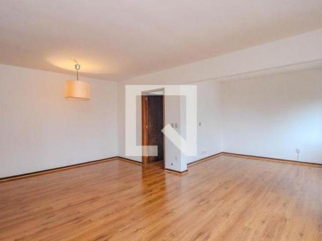 Apartamento à Venda Moinhos de Vento, 2 Quartos, 100 m² Porto Alegre