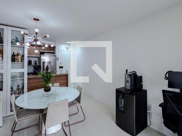 Apartamento à Venda Mooca, 2 Quartos, 59 m2