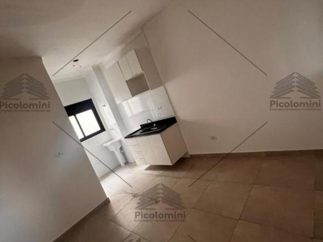 Apartamento à venda Moóca, 2 quartos, sala com cozinha planejada, 1 banheiro com armários e box, 45m