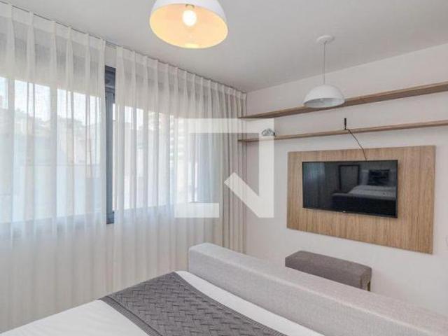 Apartamento à Venda Mont&apos Serrat, 1 Quarto, 26 m² Porto Alegre