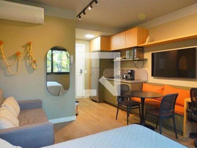 Apartamento à Venda Mont&apos Serrat, 1 Quarto, 26 m² Porto Alegre
