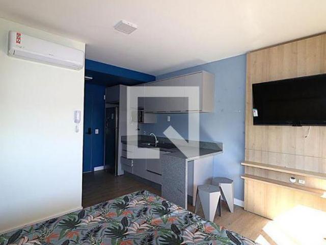 Apartamento à Venda Mont&apos Serrat, 1 Quarto, 28 m² Porto Alegre