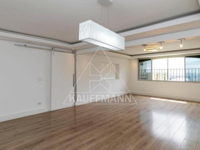 Apartamento à Venda Morro dos Ingleses 3 Quartos 1 Suíte 1 Vaga 120,00m² A.U