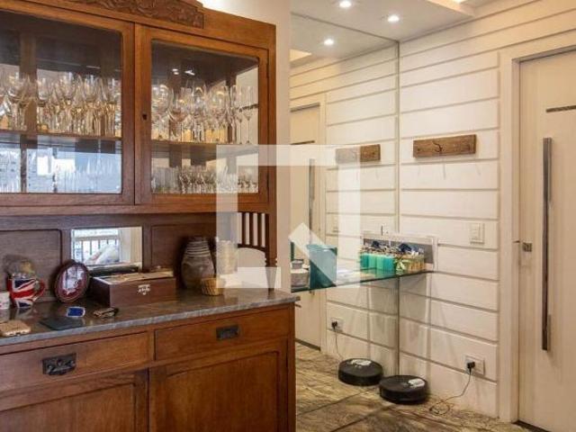 Apartamento à Venda Morumbi, 3 Quartos, 222 m2