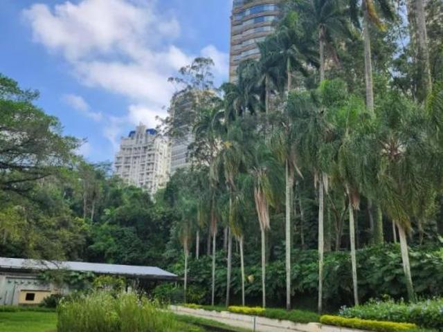 apartamento à venda Morumbi 239 M² / Zona oeste de São Paulo contato: 11 943321122
