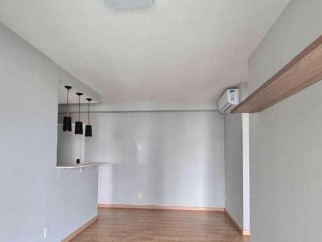Apartamento à venda na Moema, São Paulo