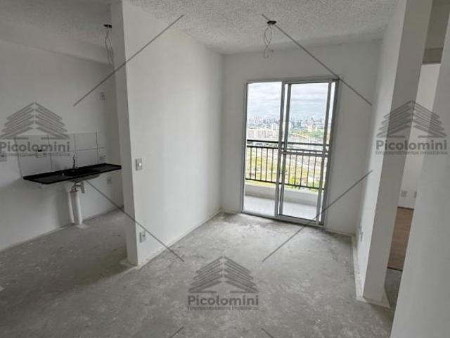 Apartamento à venda na Mooca Novo, 2 quartos, sala 2 ambientes, 1 banheiro, 40m². Piscina, espaço go