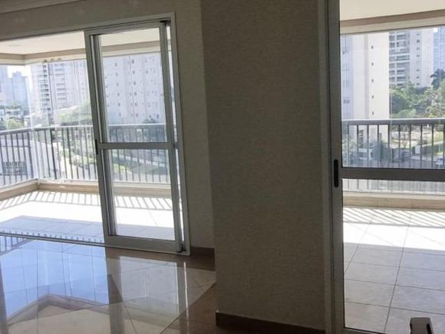 Apartamento a venda na Mooca com 178 m² e 3 suítes