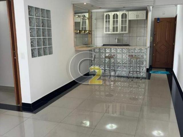 Apartamento à venda na Mooca com 3 quartos e 1 vaga