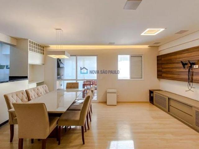 Apartamento à venda na Mooca com 3 quartos e 1 vaga de garagem