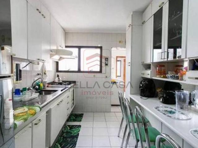 Apartamento á venda na Mooca com 3 quartos e 2 vagas