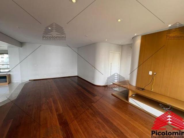 Apartamento a venda na Mooca, 168 m² de área privativa, 3 quartos 1 suíte, lavabo, 4 vagas, ar co
