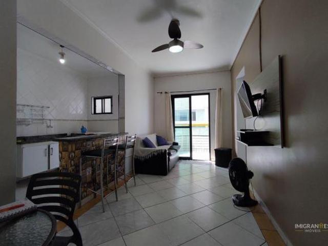 Apartamento à venda na Ocian, em Praia Grande SP