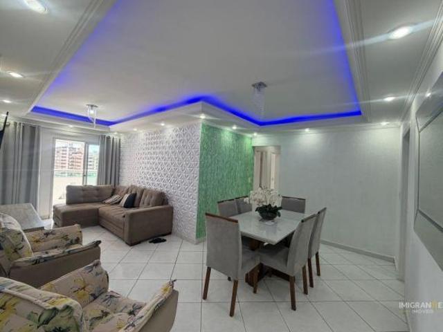 Apartamento à venda na Ocian, em Praia Grande SP