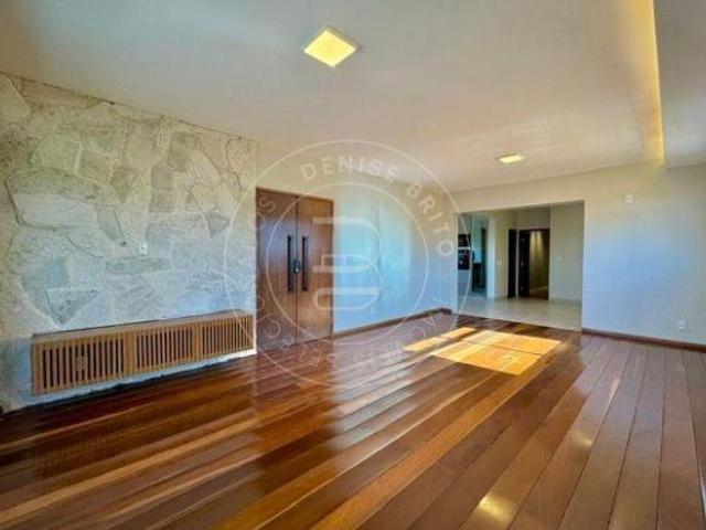 Apartamento à venda na Av. Jamel Cecílio – Setor Sul, Goiânia