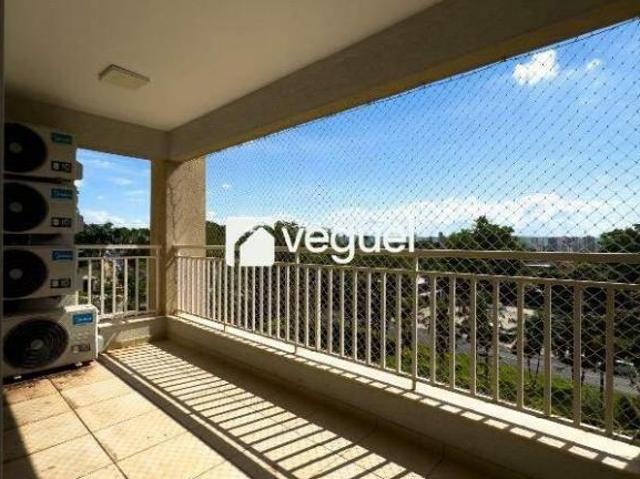 Apartamento à venda na Av Joao Fiusa